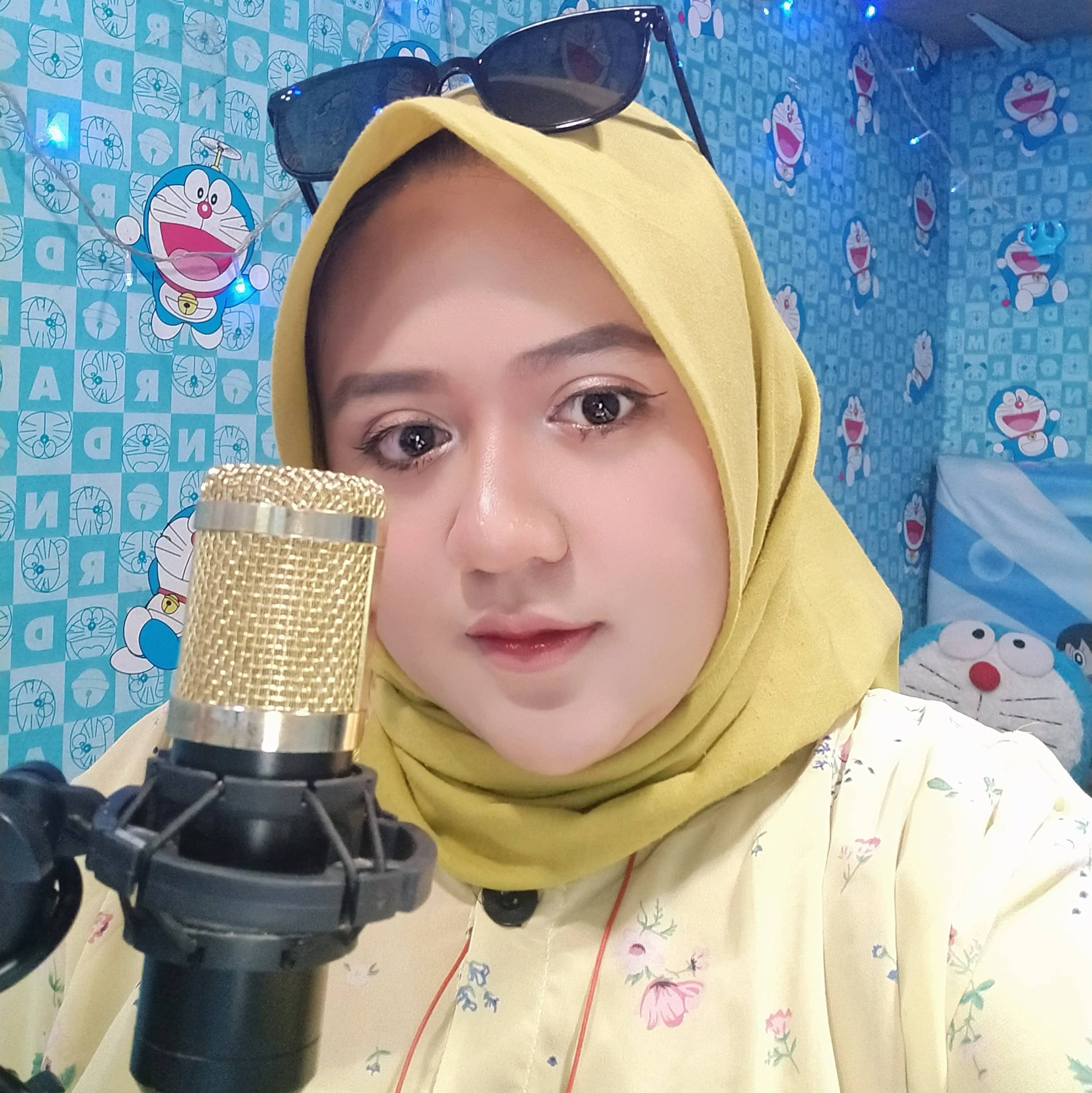 LiveOMG News - Live Video Streams. YouNow, Periscope, Vichatter, Smotri ...